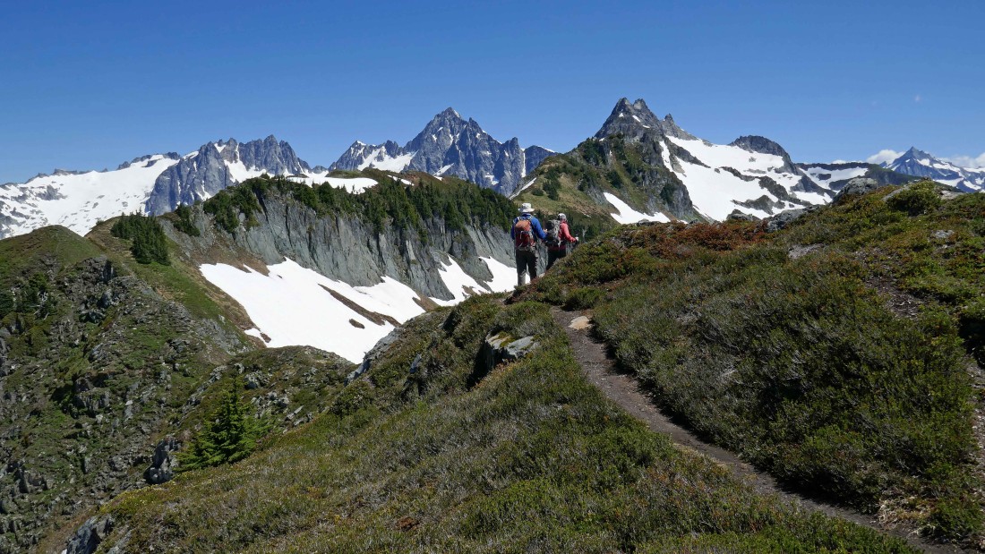 Website Design by Roger Gervin - Hike and scramble to the summits of ...